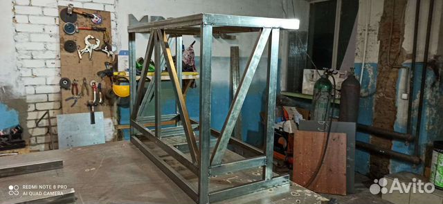 Стол под аквариум